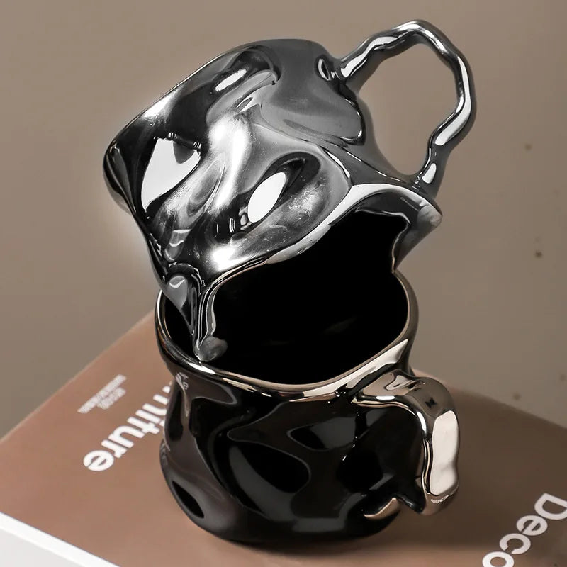 Hand-Glazed Ceramic Crumpled Line-Art Mug – Nordisk Flair